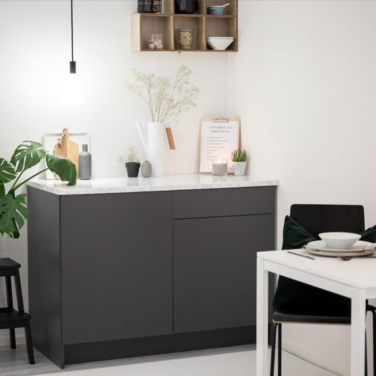 Vareprøve: Uni matt antrasitt grå Kontaktplast - Lindas Dekor